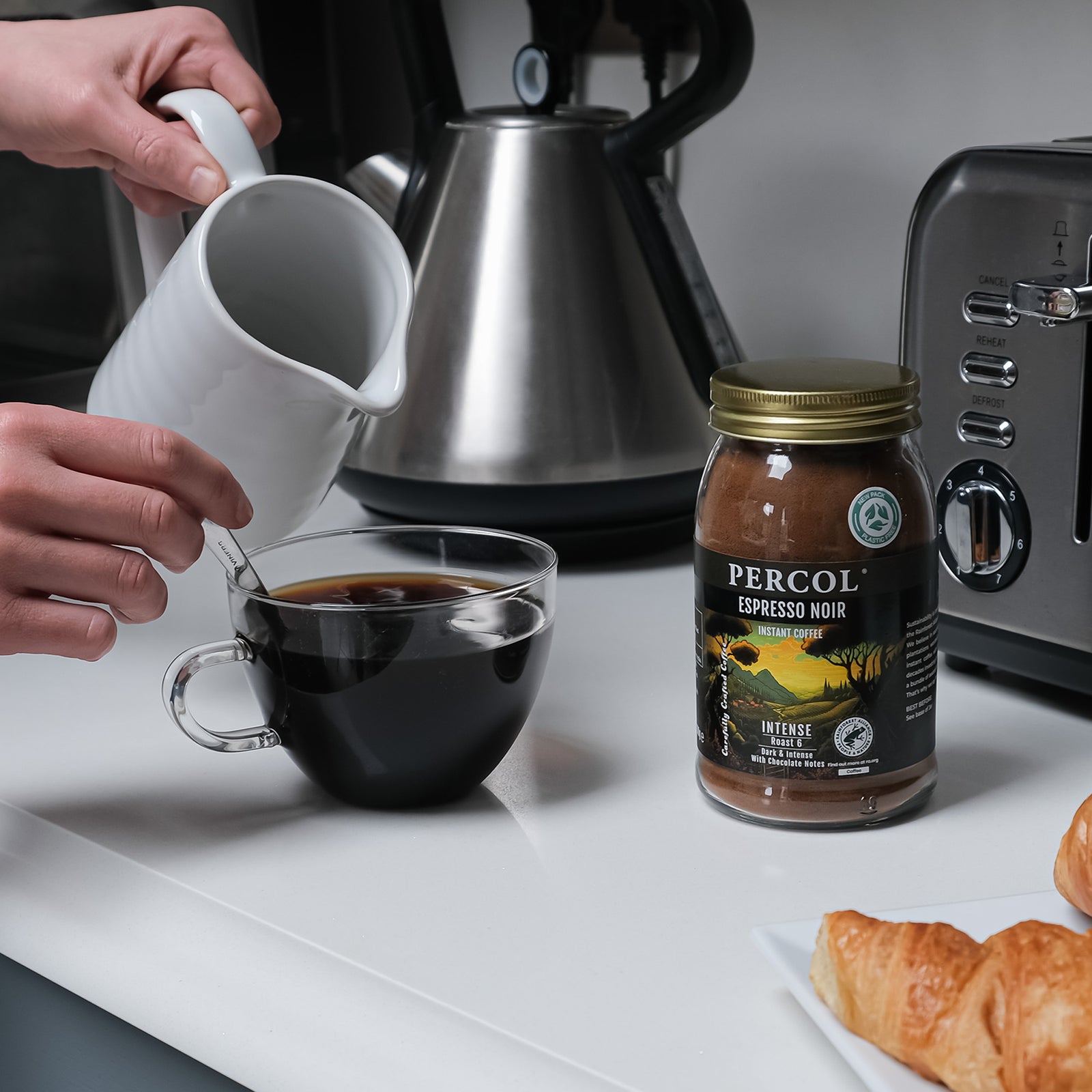 Percol Espresso Noir Instant Coffee 100g - UK BUSINESS SUPPLIES – UK ...